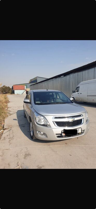 Chevrolet Cobalt, серебристый седан. Интерьер и: 10500 USD Chevrolet ...