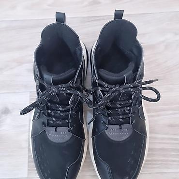 Ботасы Li-ning с утеплением (оригинал). Размер:: 2100 KGS Кроссовки и ...