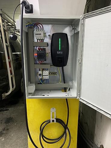 EV-lər üçün divar tipli AC şarj: Razılaşma yolu ilə Avtomobil ...
