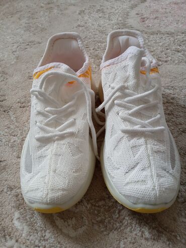 ağ krasofka Bakı ᐈ Kişi ayaqqabıları 10000 elan lalafo.az