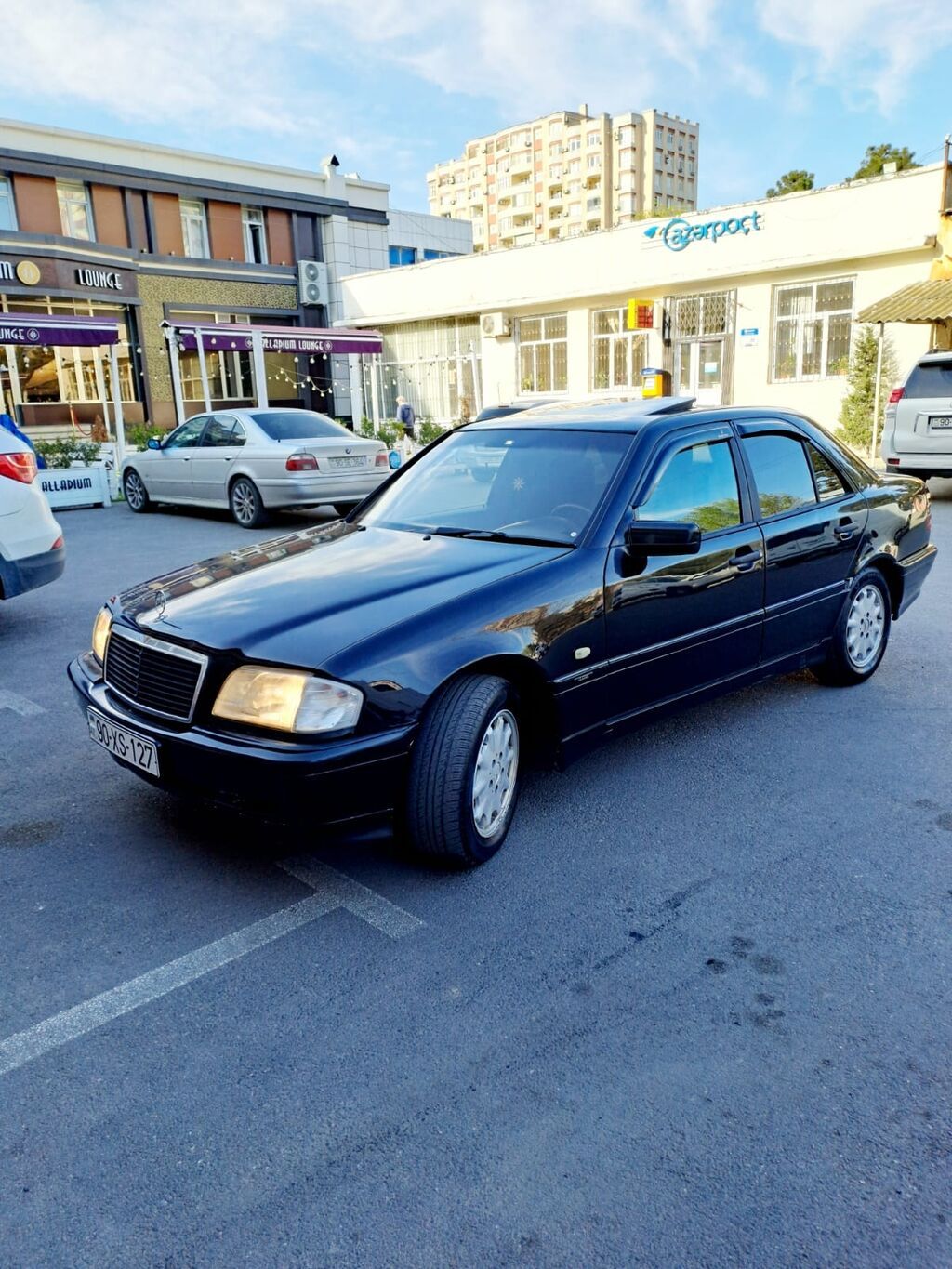 Maşın gündəlik icarəyə verilir. depozit 200.azn: 200 AZN Mercedes-Benz ...