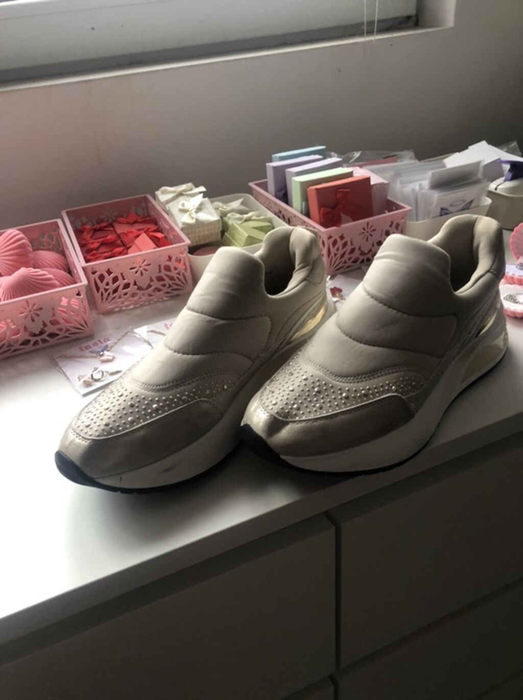 Ženske patike – bež/šampanj ton -: 800 RSD Women's Sneakers and ...