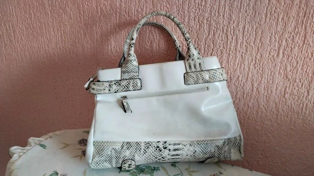 Elegantna ženska torba – bela sa: 1500 RSD Torbe | Subotica | 81587026 ...