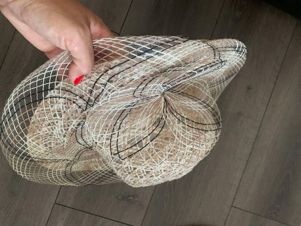 Veoma lep šešir za dame, za: 1000 RSD Šeširi | Beograd | 107599307 ᐈ ...