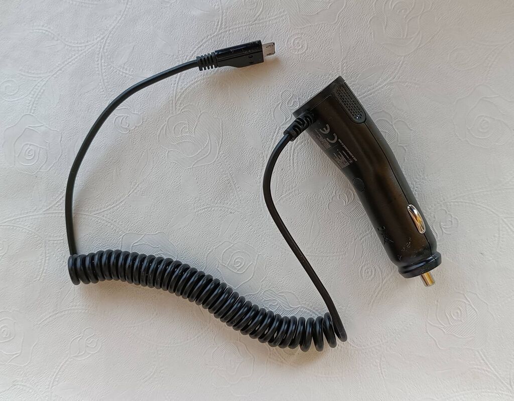 Auto punjač Samsung 5V 700mA micro: 200 RSD Punjači | Novi Sad ...