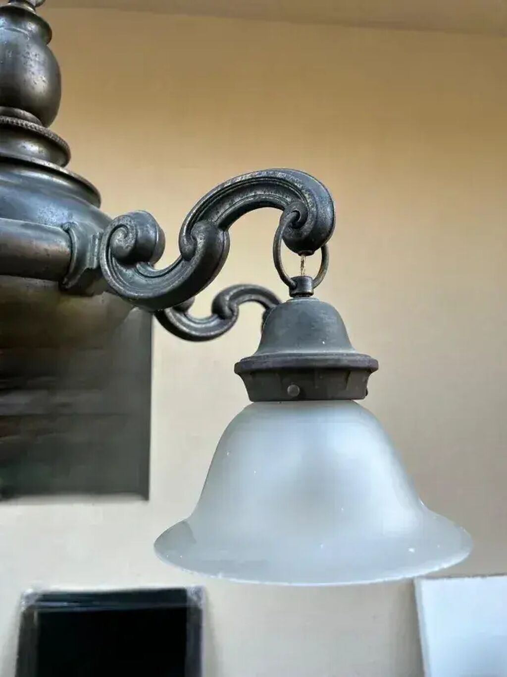 Stari luster salonac - SEČESIJA -, price: 350 EUR in category Ostali ...