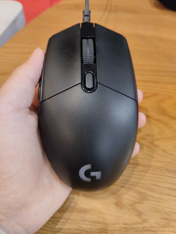 Logitec G102, проводная.Оригинал!! С подсветкой, 20.000: 1700 KGS ...