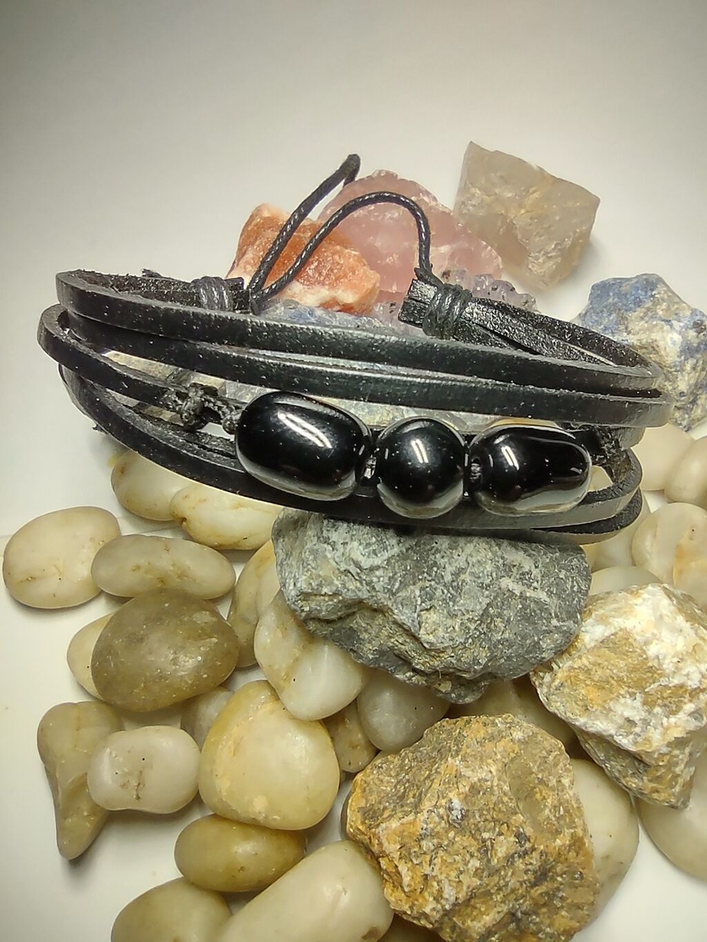 Kožne muške narukvice od kristala: 1500 RSD Narukvice | Beograd | 107703718 ᐈ lalafo.rs