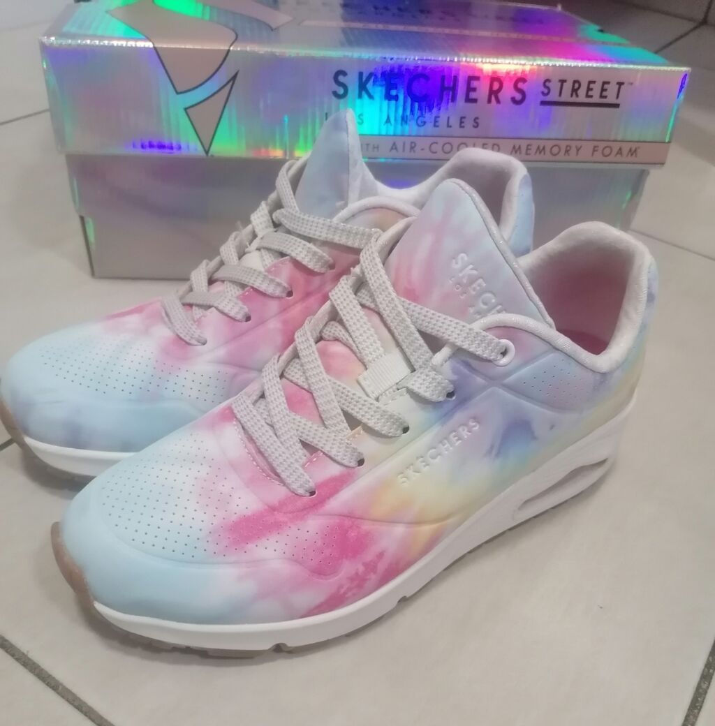 Skechers original patike muske/unisex par puta: 6000 RSD Patike ...