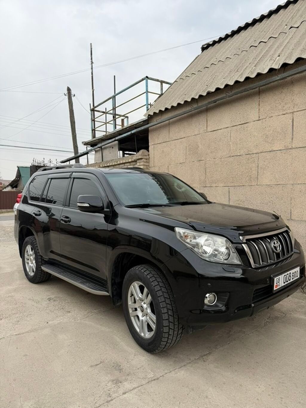 Toyota Land Cruiser Prado, черный внедорожник: 30000 USD Toyota ...