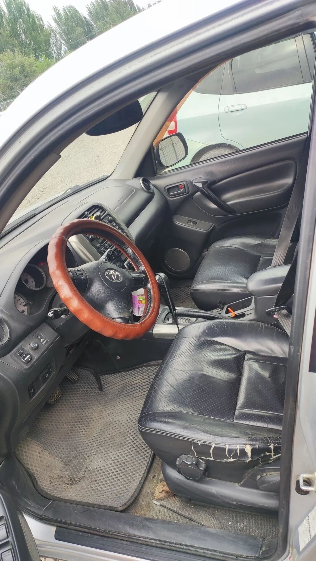 Ta RAV4 с рейлингами на крыше: 670000 KGS Toyota | Бишкек | 56337416 ᐈ ...