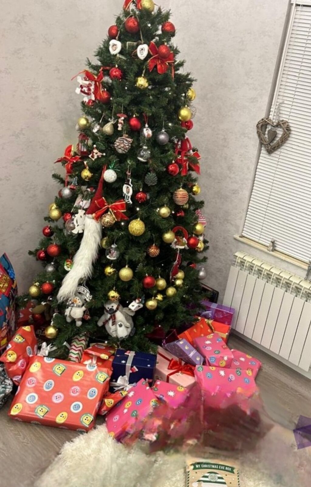 Yolka satlir 2.50 hündürlük əla vəziyədədi: 190 AZN Yeni il ağacları ...