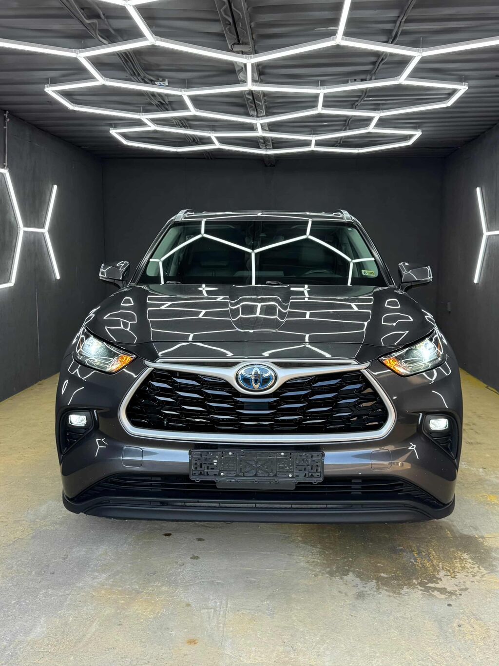 Срочно! Срочно! Toyota Highlander 2021 года,: 34000 USD Toyota | Бишкек ...