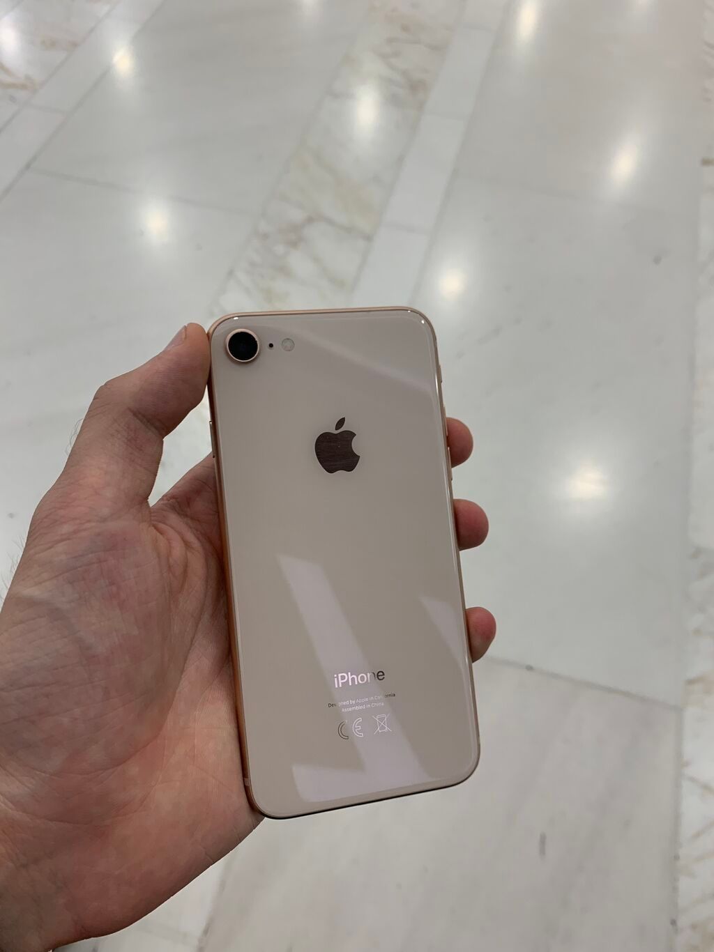 Telefon yaxsi veziyyetdedi. Problemi yoxdu herseyi: 150 AZN Apple ...