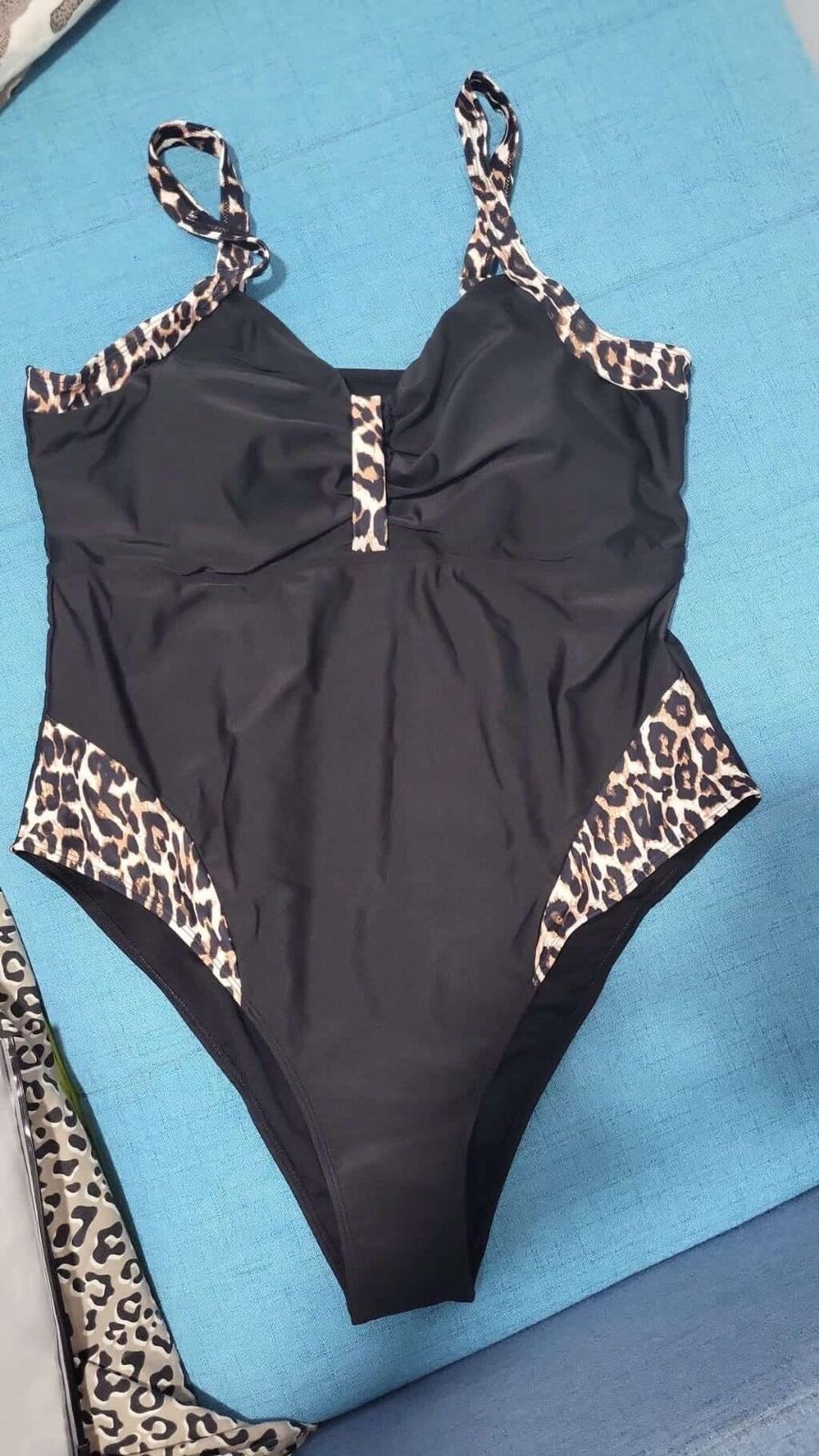 Sva tri jednodelna bikinija po super: 2000 RSD Kupaći kostimi | Beograd ...