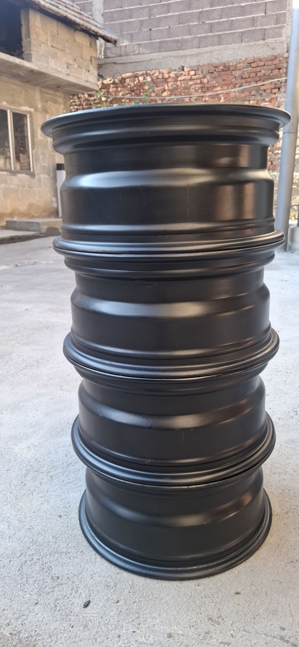 Prodajem 4kom polovne čelične auto felne: 100 EUR Gume i felne | Niš ...