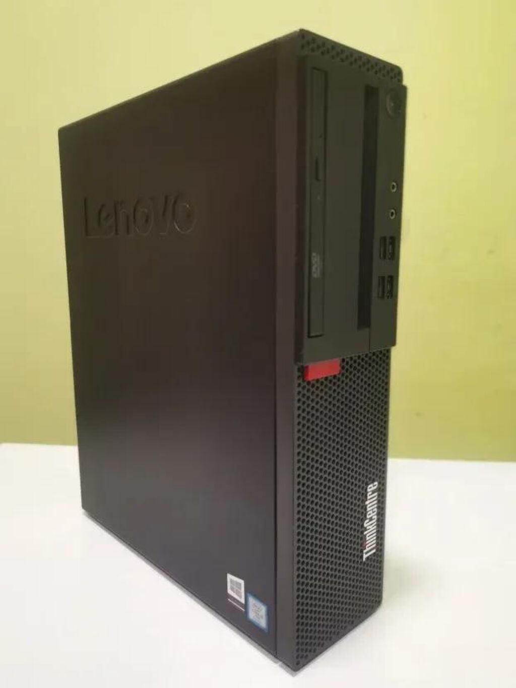 Lenovo ThinCentre M710S Procesor i5 7600T: 120 EUR Desktop računari i ...
