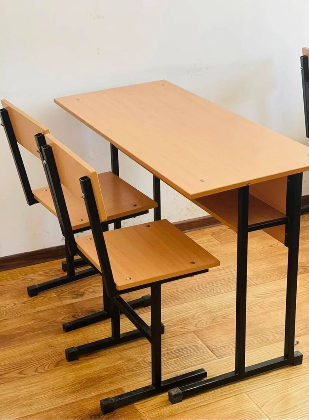 Мебель на заказ мебель любой: 5500 KGS Столы | Бишкек | 63239426 ᐈ ...