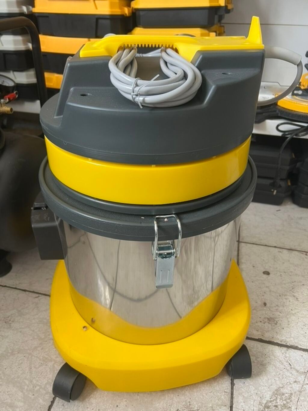 Промышленный пылесос ROLF (Germany Technology) для: 8500 KGS ...