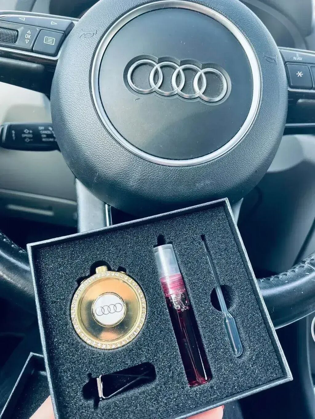 Luksuzni audi parfem za auto. luksuzni: 990 RSD Kućna hemija i ...