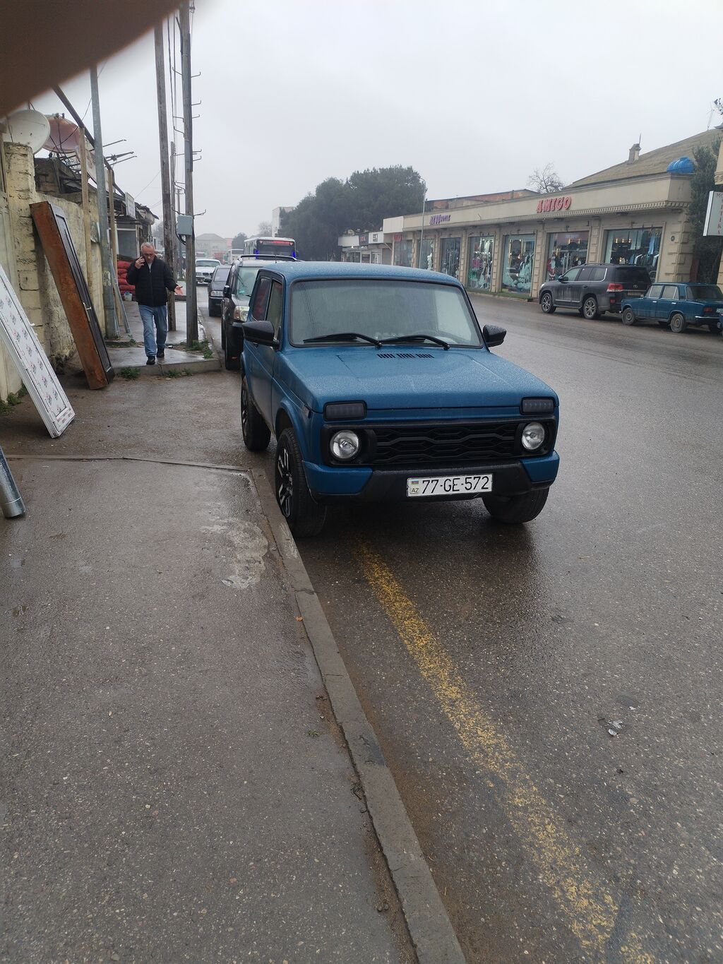 Lada Niva 4x4, mavi rəngdə, 3: Razılaşma yolu ilə VAZ (LADA) | Digah ...