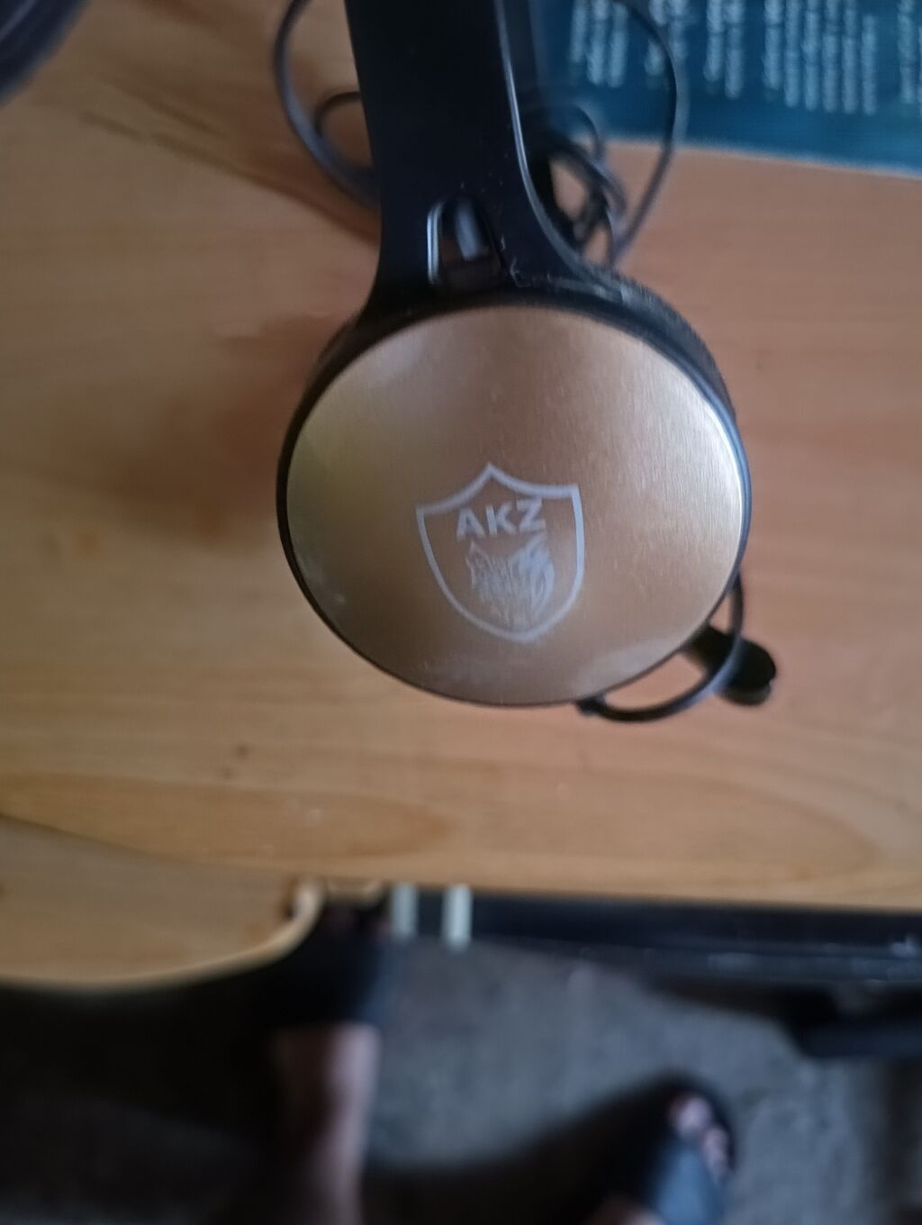 AKZ žičane on-ear slušalice - Tip:: 700 RSD Slušalice | Pančevo ...