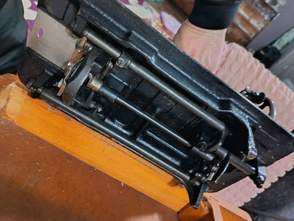 Mexaniki tikiş maşını – klassik model: 1800 AZN Tikiş maşınları | Bakı ...