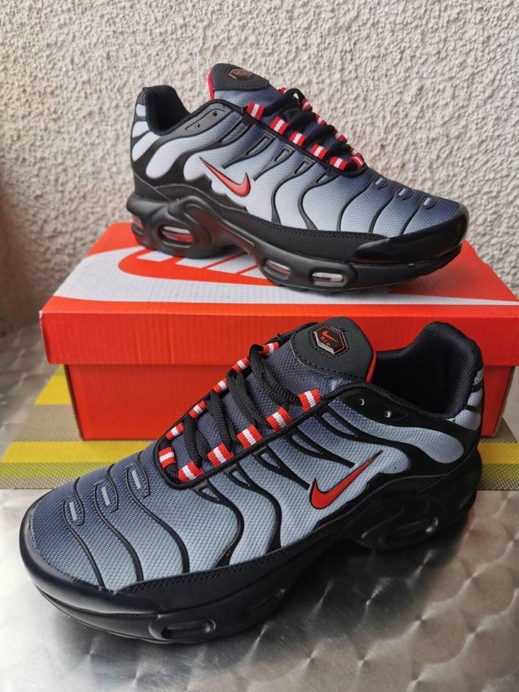 NIKE TN PATIKE NOVO S VI E BOJA BROJEVI 36 DO 46 BEZ 3000 RSD