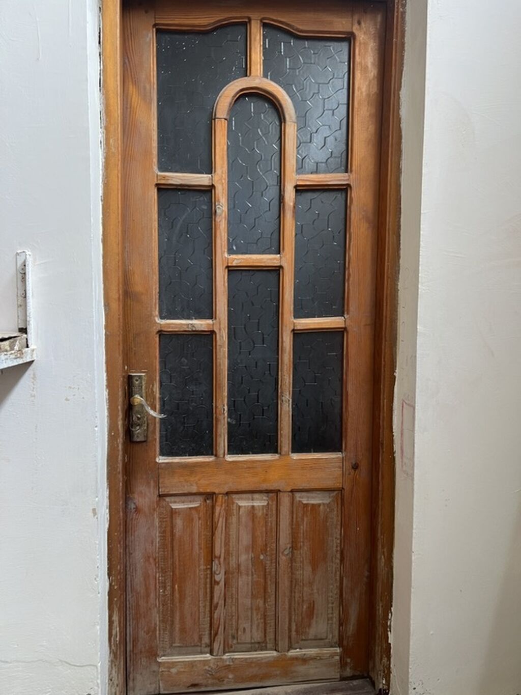 Taxta giriş qapısı və pəncərə dəsti: 25 AZN Giriş qapıları | Bakı | 69836511 ᐈ lalafo.az