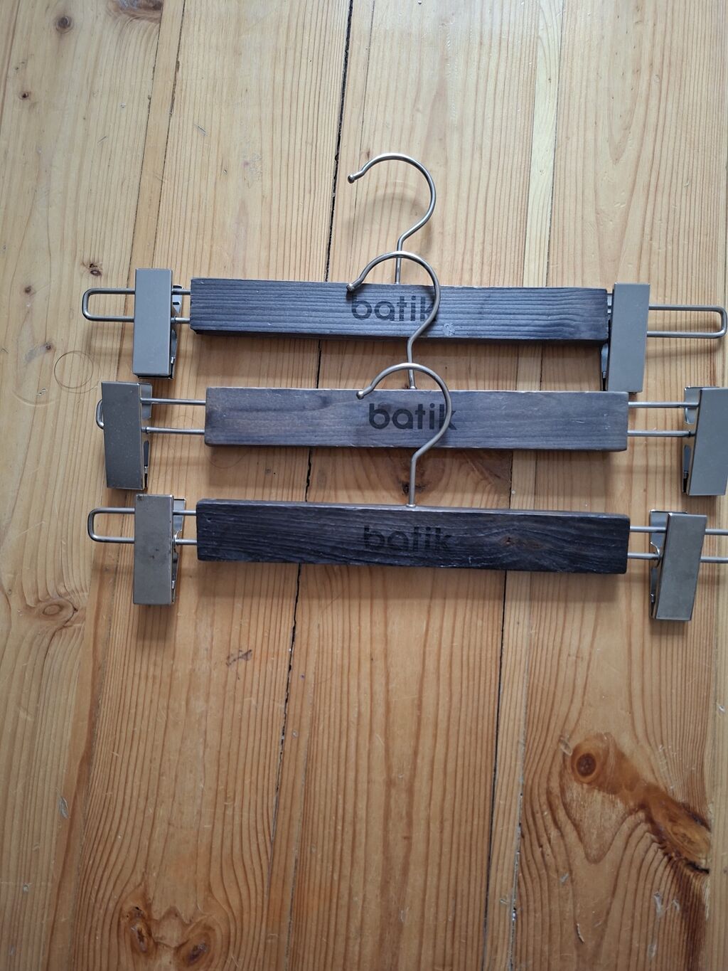 Taxta şalvar asqıları – 50ədəd dəst: 3 AZN Asılqanlar | Bakı | 83952392 ...