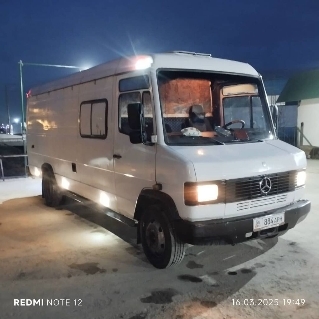Mercedes Benz 811 . состояние отлично: 750000 KGS Легкий грузовой ...
